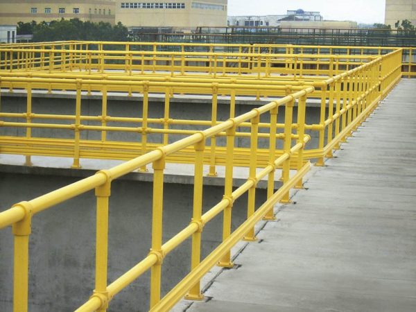ROUND TUBE HANDRAILS